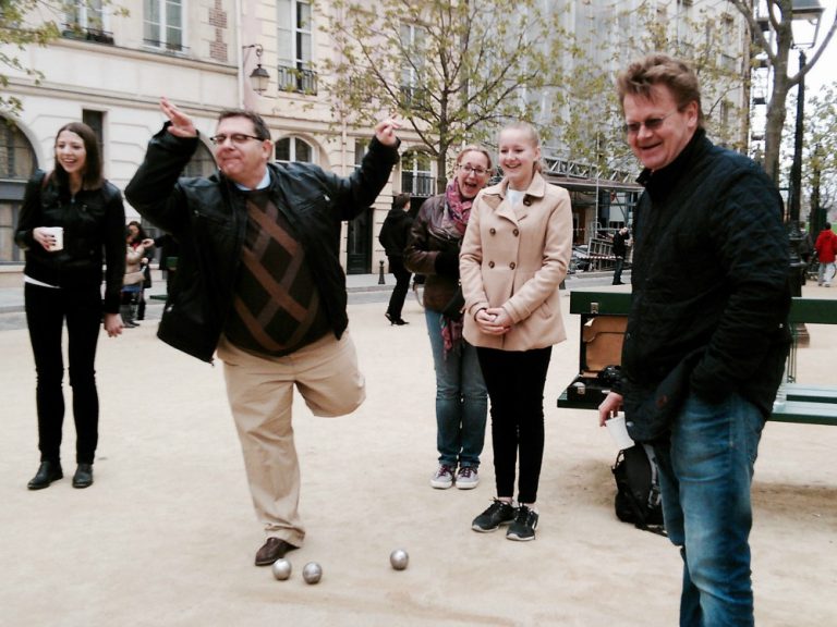 How to play pétanque: The rules of boules - Urban Adventures