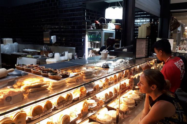 The multicultural magic of Melbourne's markets - Urban Adventures