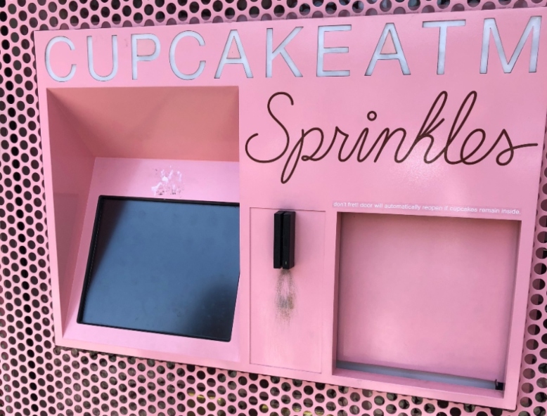 Discovering the best of Los Angeles with a local - Urban Adventures